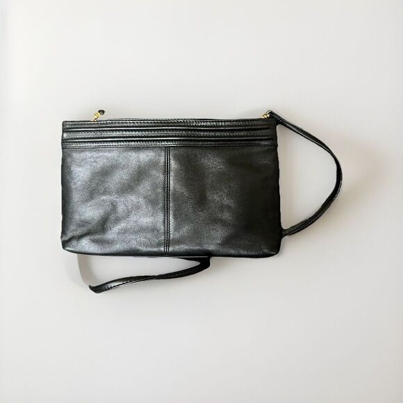 Amanda Smith | Bags | Classic Black Genuine Leather Vintage Crossbody ...
